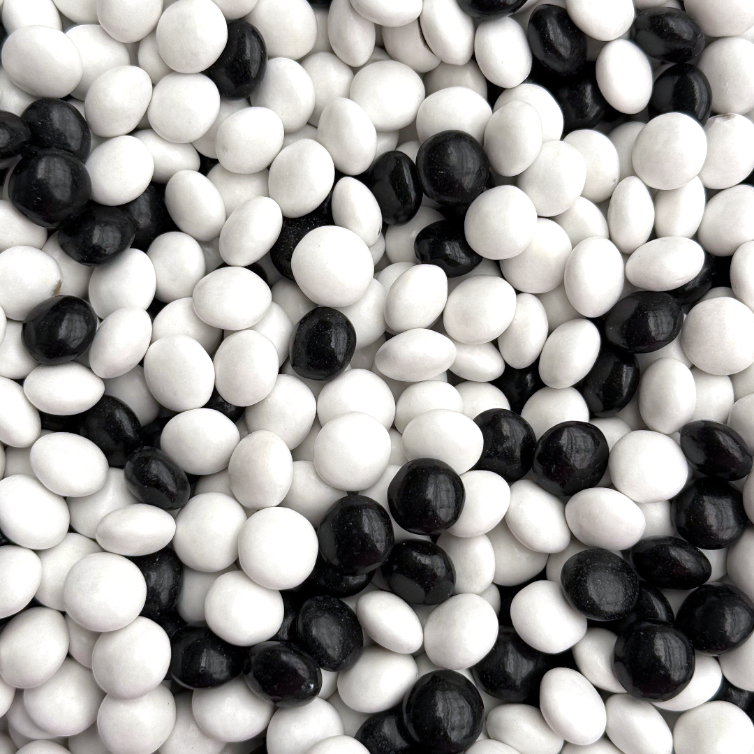 Peppermint Liquorice Black & Whites – Poppin Candy